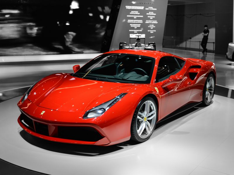 Ferrari 488 GTB 3.9 V8 (670 Hp) DCT
